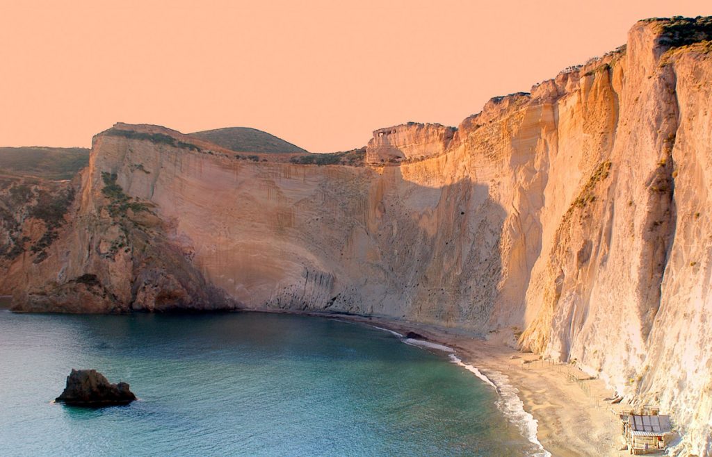A vela nelle isole Pontine, il giardino del Mediterraneo - Marenauta Blog