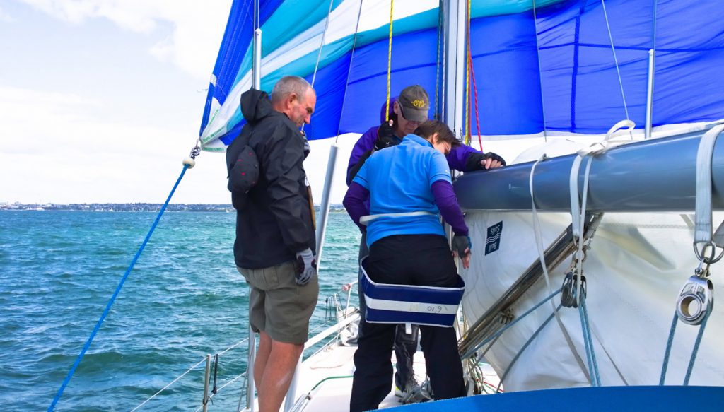 Lijepo se penjati na jarbol! Evo kako to učiniti na siguran način ...