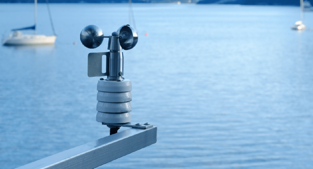 Vela e meteo: cos'è un anemometro e come funziona